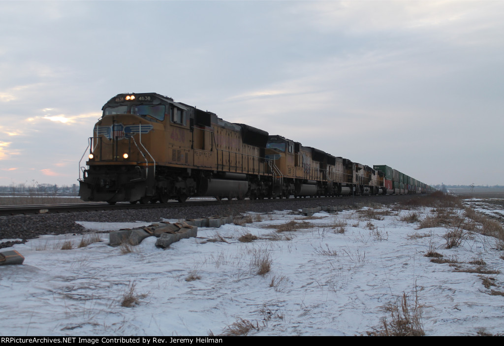 UP 4638 & others (7)